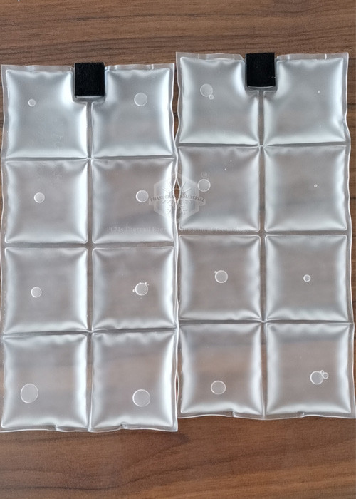 PCM Ice Pack Inserts Regulating Body Temperature In Hash Working Conditions